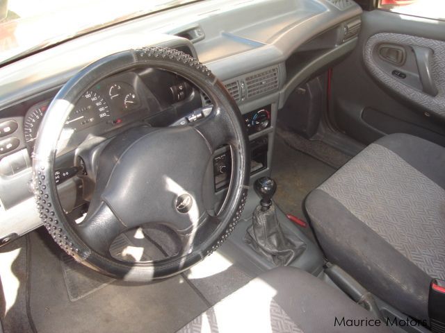 Daewoo Cielo Interior