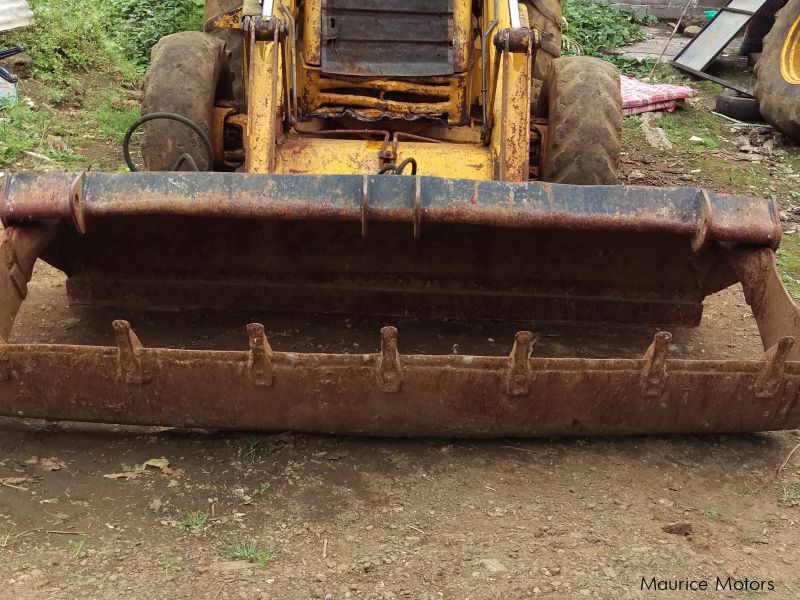 JCB tractors Mauritius - JCB 3CX-JCB Tractors - 3CX