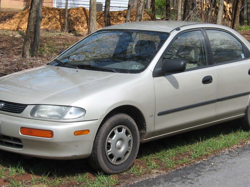 Used Mazda 323 | 1998 323 for sale | Petit Raffray Mazda 323 sales ...