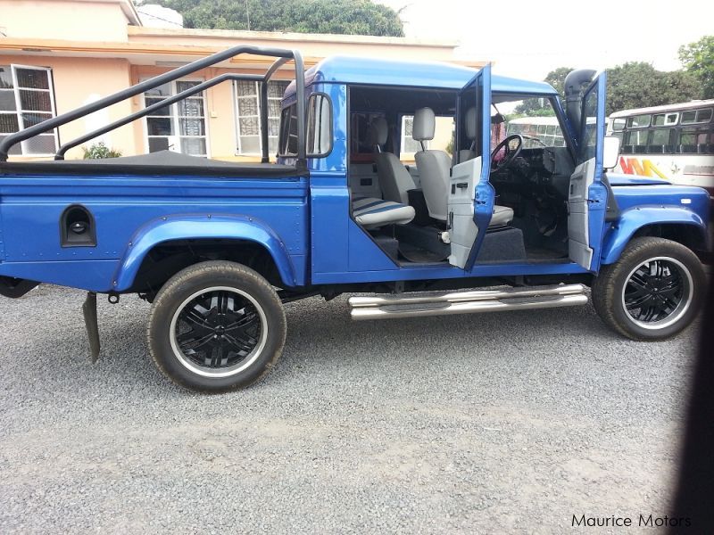 Used Land Rover Defender 130 TD5 | 2000 Defender 130 TD5 for sale | Mon ...