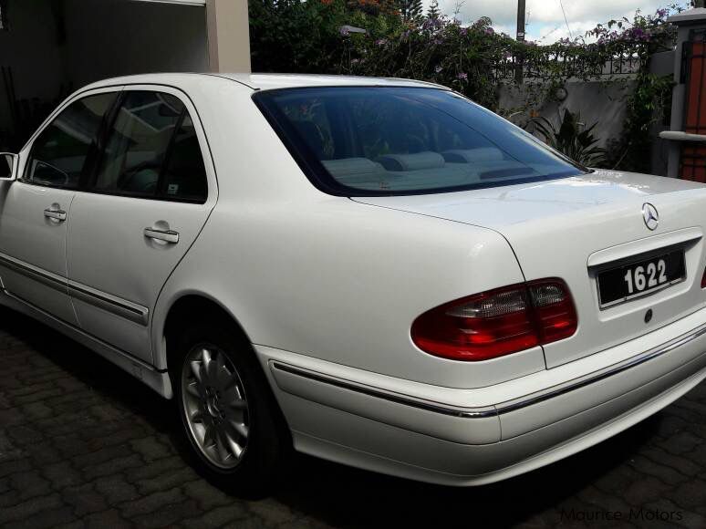 Used Mercedes-Benz E200 | 2000 E200 for sale | flacq Mercedes-Benz E200 ...