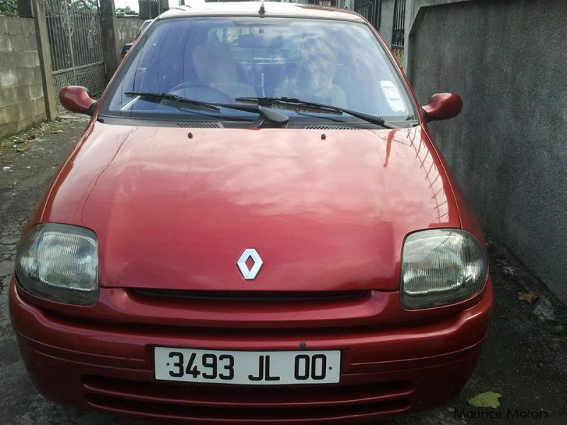 Used Renault clio | 2000 clio for sale | Brisee Verdiere Renault clio ...