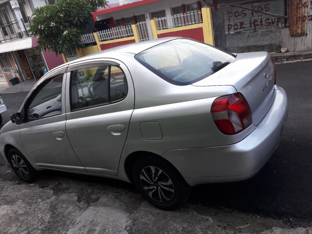 Used Toyota Platz | 2000 Platz for sale | Port Louis Toyota Platz sales ...