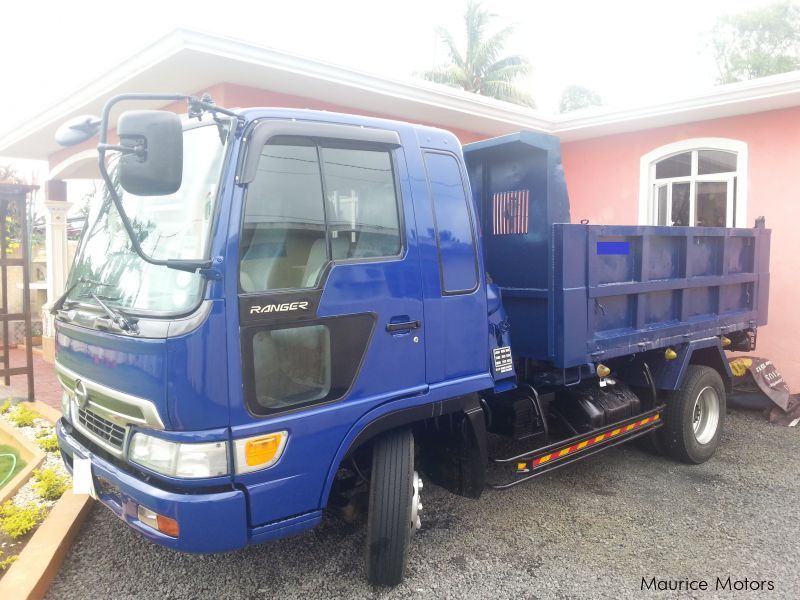 Used Hino Ranger DUMP TRUCK / CAMION BASCULE | 2001 Ranger DUMP TRUCK ...