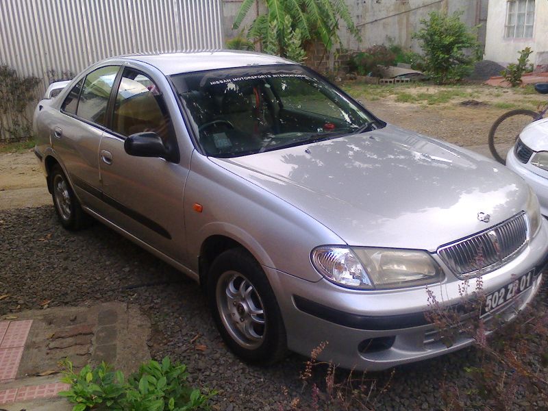 Used Nissan N16 | 2001 N16 for sale | Long Mountain Nissan N16 sales ...