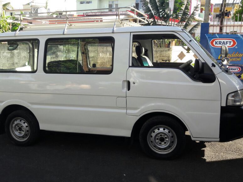 Used Nissan Van | 2001 Van for sale | Surinam Nissan Van sales | Nissan ...