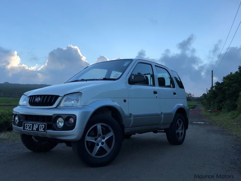 Used Daihatsu Terios | 2002 Terios for sale | Grand Bois Daihatsu ...