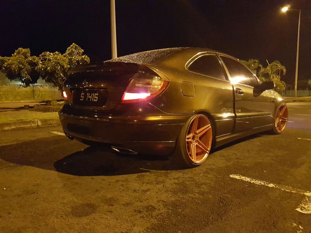 Used Mercedes-Benz C220 | 2002 C220 for sale | Flacq Mercedes-Benz C220 ...
