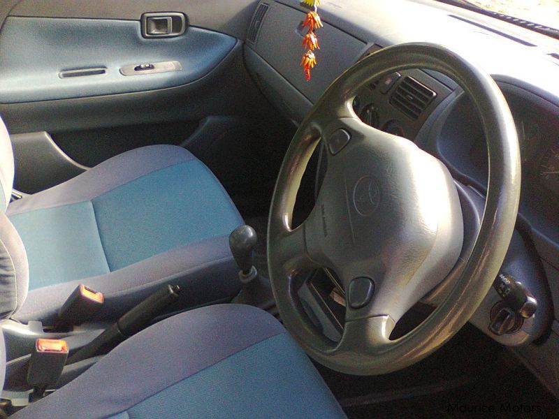 Used Toyota Duet | 2002 Duet for sale | Q.B Toyota Duet sales | Toyota ...