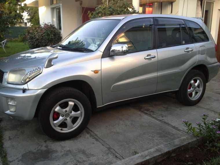 Used Toyota RAV 4 J | 2002 RAV 4 J for sale | QUATRE BORNES Toyota RAV ...