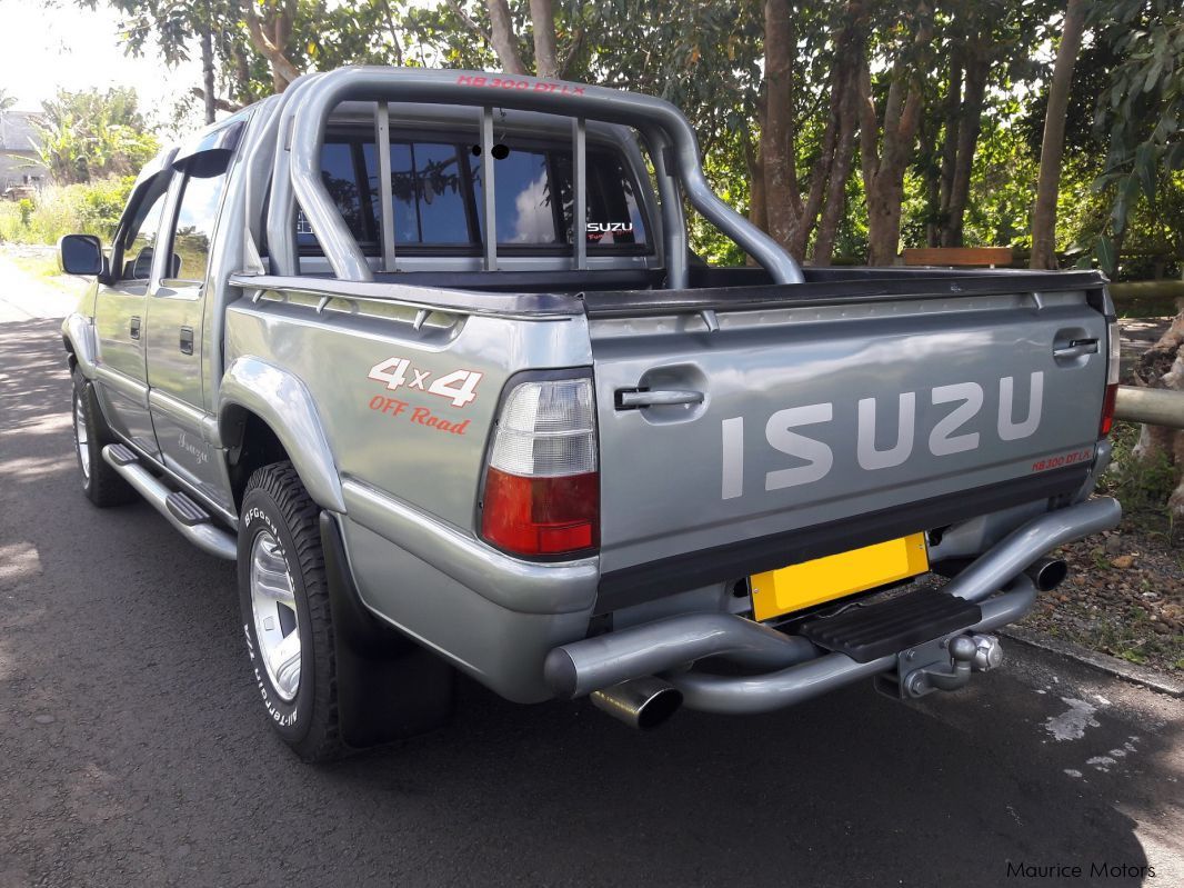 Used Isuzu KB 300 (4x4) | 2003 KB 300 (4x4) for sale | Plaine Magnien ...