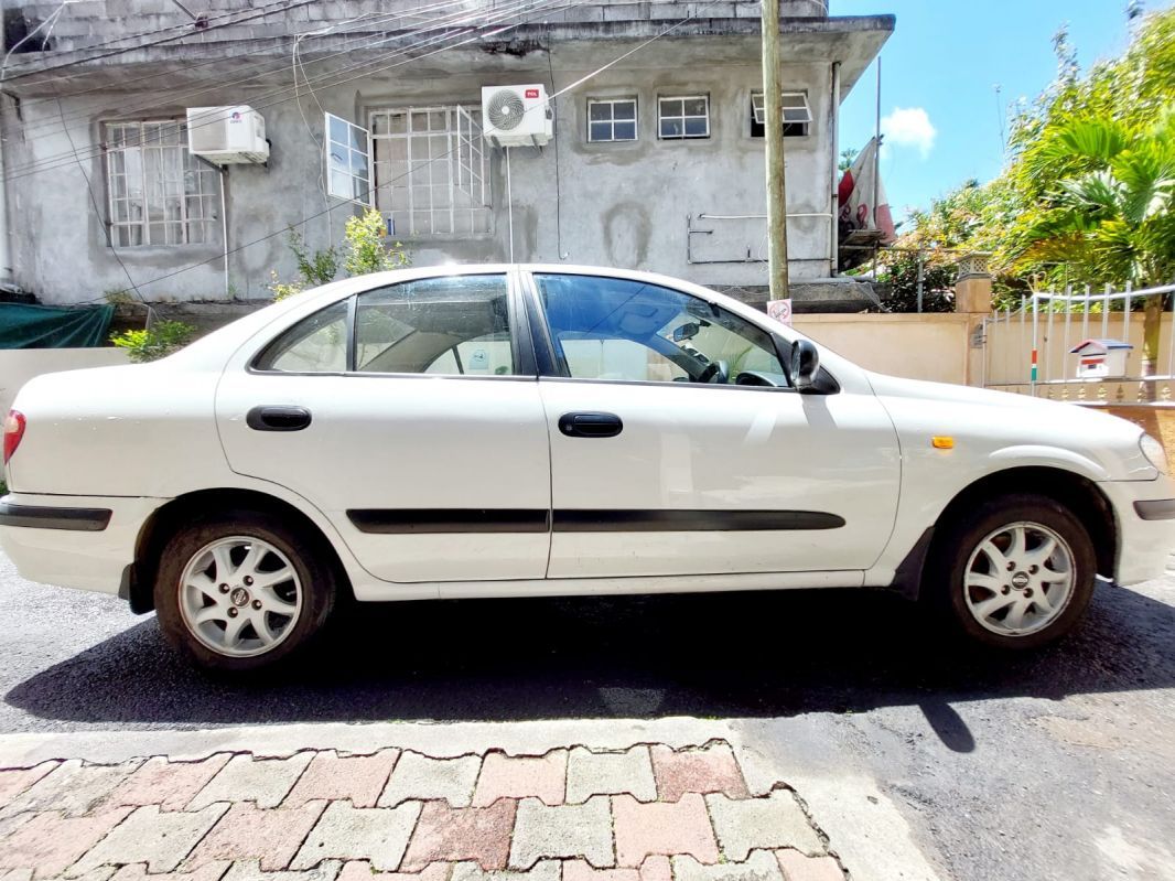 Used Nissan Sunny N16 | 2003 Sunny N16 for sale | Vacoas Nissan Sunny ...