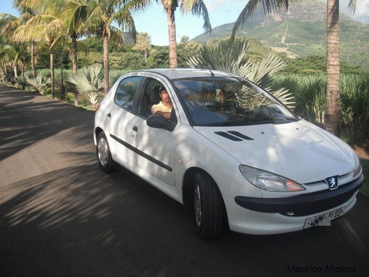 Used Peugeot 206 | 2003 206 for sale | grand bois Peugeot 206 sales | Peugeot 206 Price Rs ...