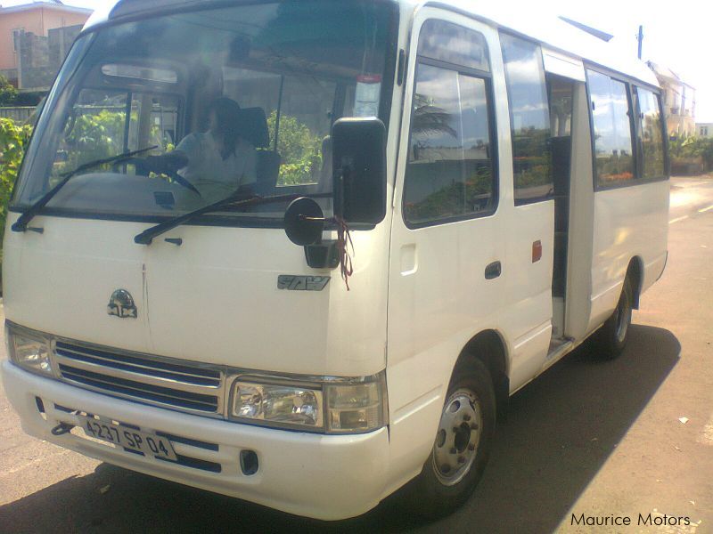 Used Isuzu FAW (minibus) | 2004 FAW (minibus) for sale | phoenix Isuzu ...