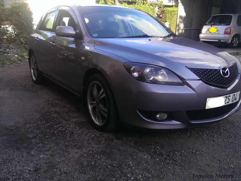 Used Mazda Axela Japan | 2004 Axela Japan for sale | Vacoas Mazda Axela ...