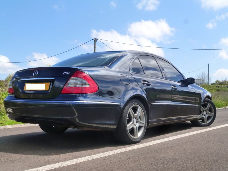 Used Mercedes-Benz E270 CDI | 2004 E270 CDI for sale | RDP Mercedes ...