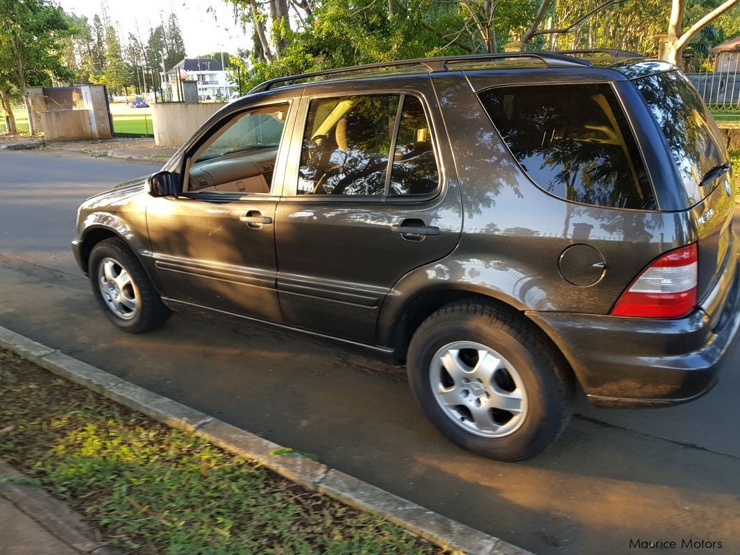 Used Mercedes-Benz ML 350 | 2004 ML 350 for sale | Quatre Bornes ...