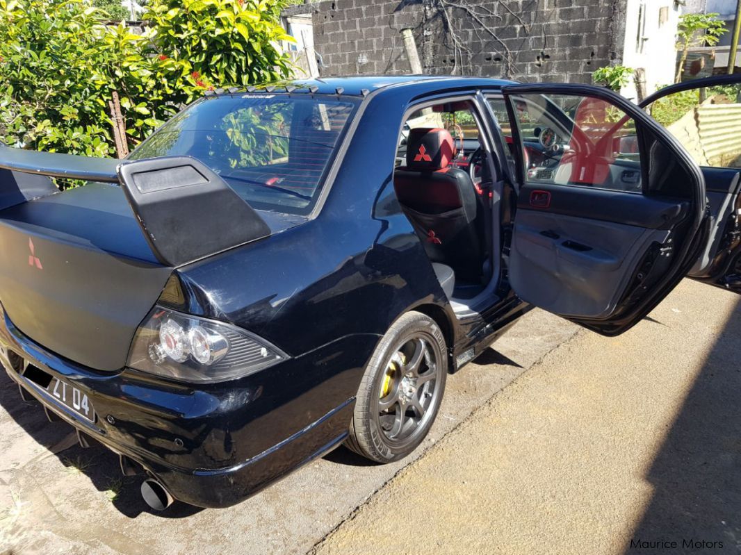 Used Mitsubishi Lancer | 2004 Lancer for sale | Ripailles Mitsubishi ...