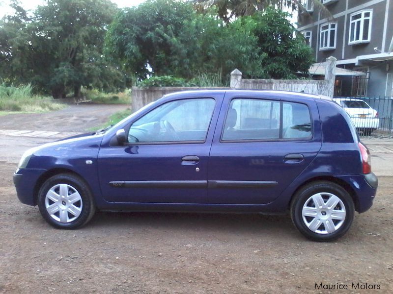Used Renault clio | 2004 clio for sale | rose hill Renault clio sales ...