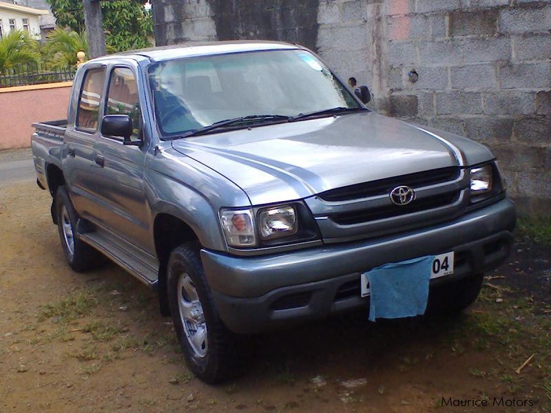 Used Toyota HILUX 4X4 | 2004 HILUX 4X4 for sale | moka Toyota HILUX 4X4 ...