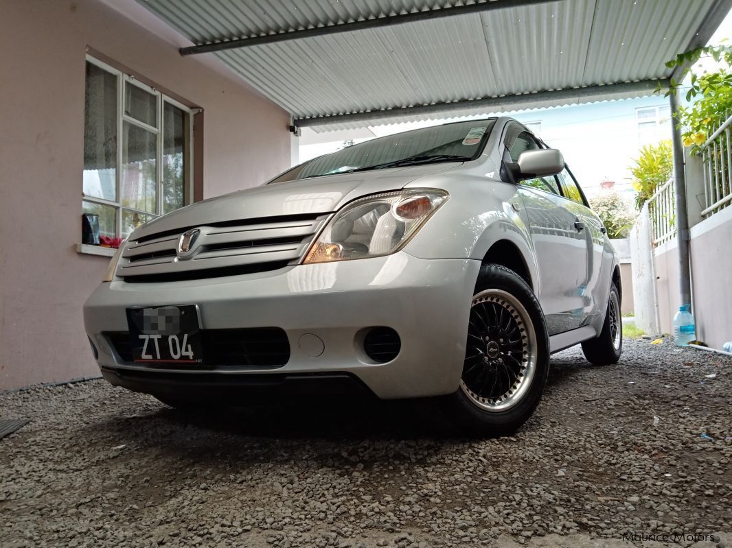 Used Toyota IST | 2004 IST for sale | Eaux Coulée Toyota IST sales ...
