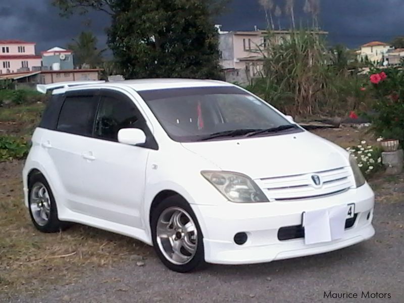 Used Toyota IST | 2004 IST for sale | Vacoas Toyota IST sales | Toyota ...