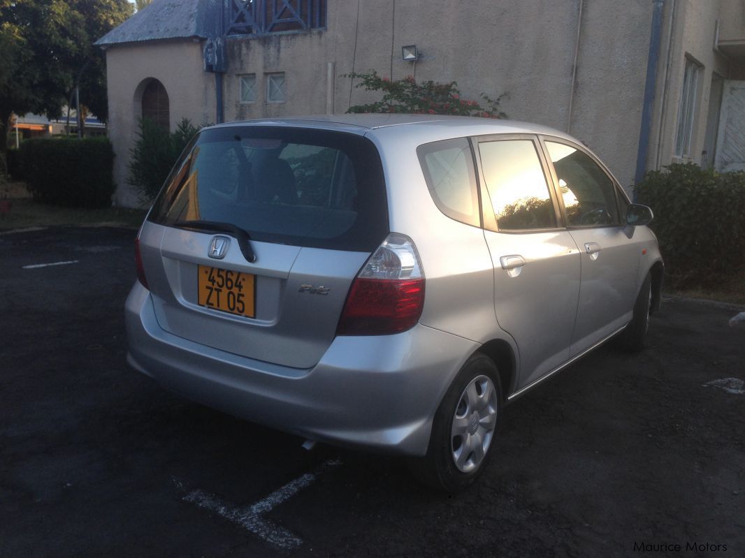 Used Honda Fit | 2005 Fit for sale | Grand Baie Honda Fit sales | Honda Fit Price Rs 230,000 ...