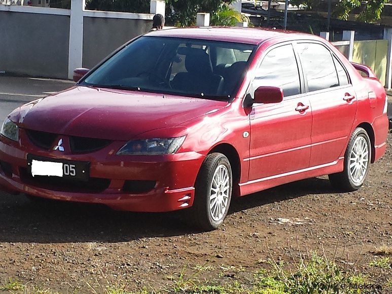 Used Mitsubishi Lancer GLX full option | 2005 Lancer GLX full option ...