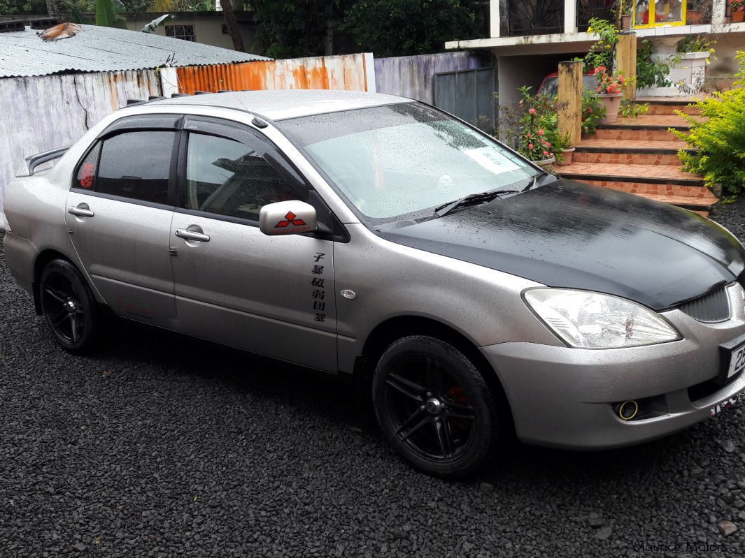 Used Mitsubishi Lancer | 2005 Lancer for sale | Royal Rd Plaines Des ...