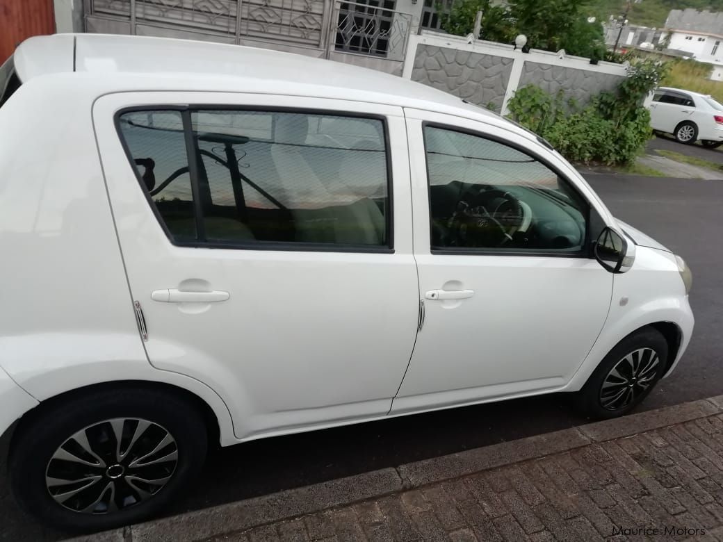 Used Toyota Passo | 2005 Passo for sale | Port Louis Toyota Passo sales ...