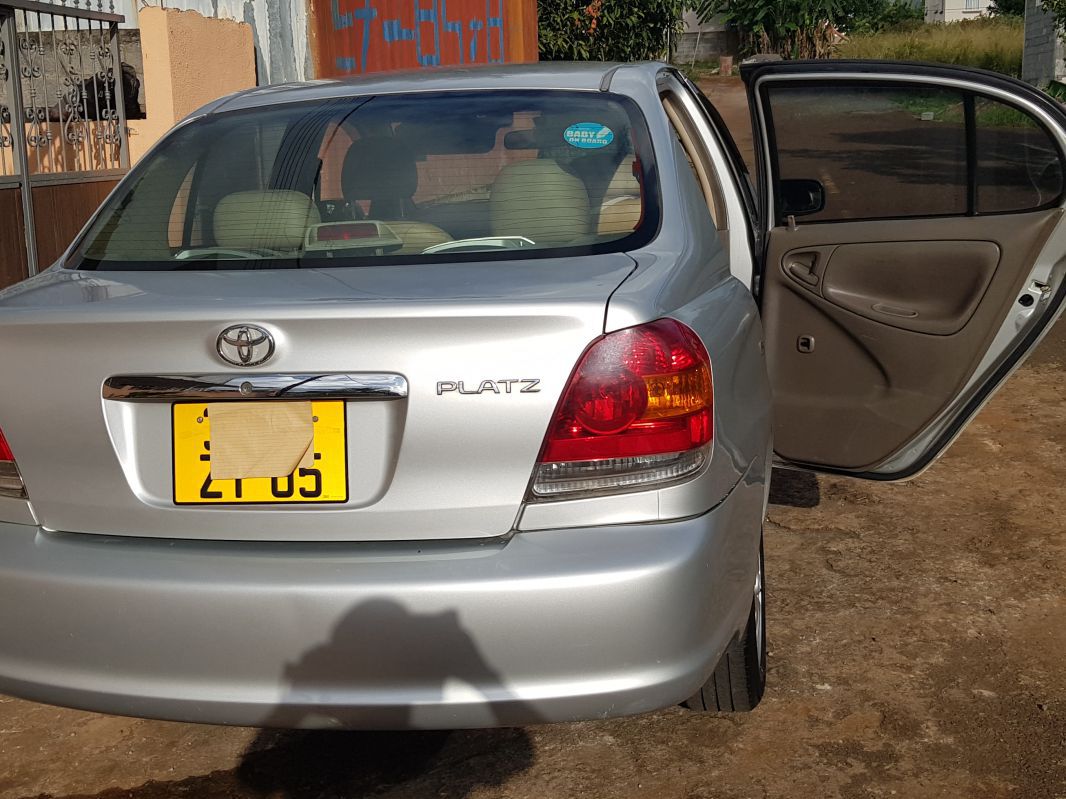 Used Toyota platz | 2005 platz for sale | Notre Dame Toyota platz sales ...