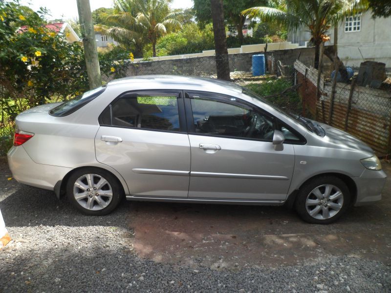 Used Honda city | 2006 city for sale | Camp Ithier Flacq Honda city ...