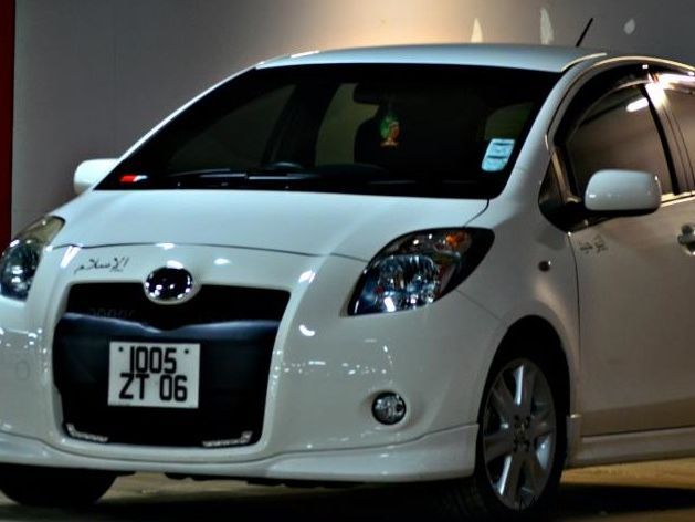 Used Toyota Vitz RS | 2006 Vitz RS for sale | 26, Avenue Murray ...