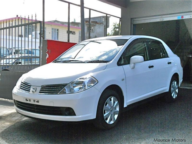 Used Nissan Tiida Latio | 2007 Tiida Latio for sale | Rose Hill Nissan ...