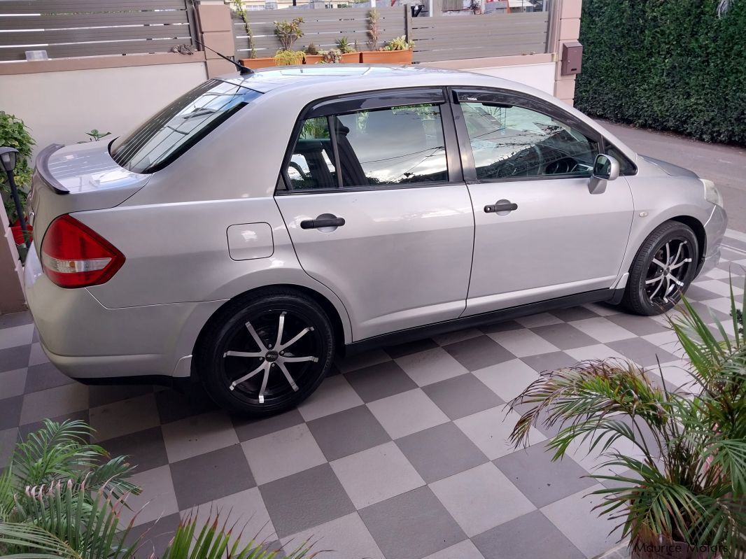 Used Nissan Tiida | 2007 Tiida for sale | Quatre Bornes Nissan Tiida ...