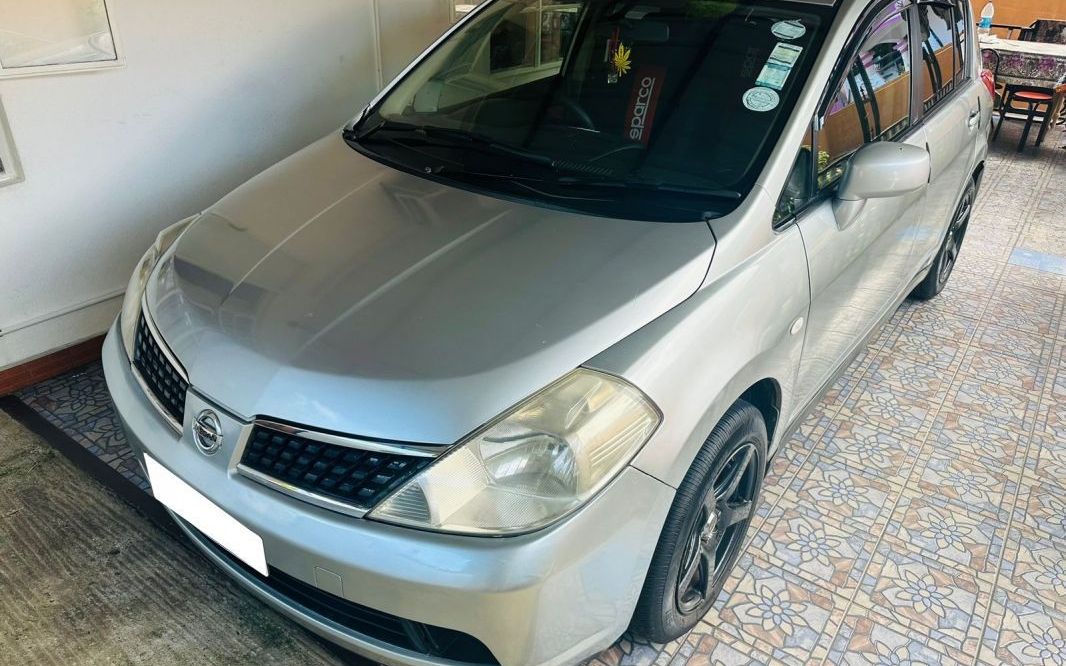 Used Nissan Tiida | 2008 Tiida for sale | Trois Boutiques Nissan Tiida ...