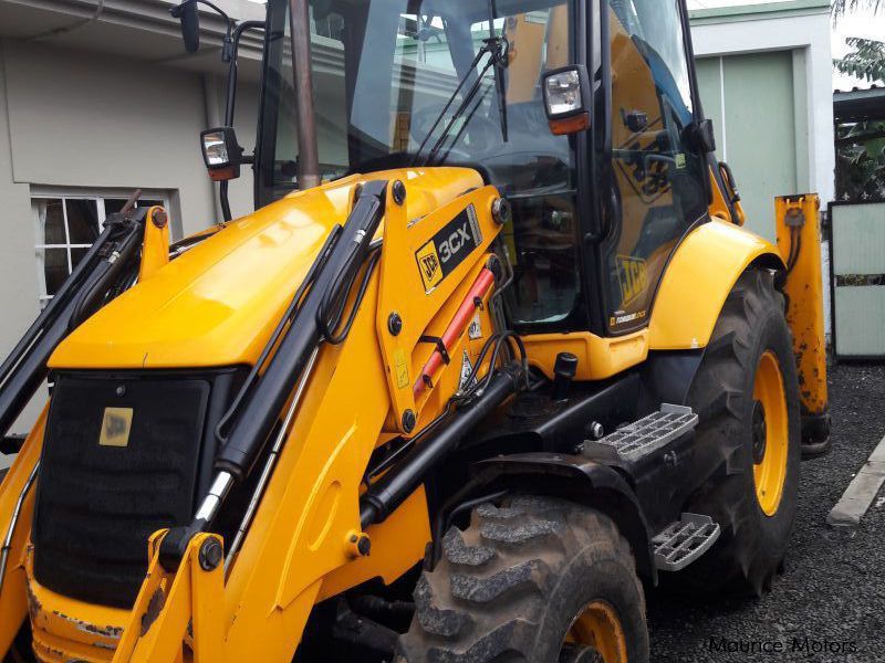 JCB tractors Mauritius - JCB 3CX-JCB Tractors - 3CX