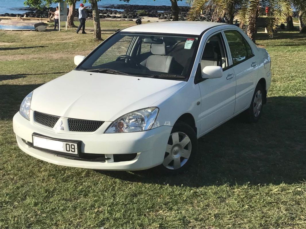 Used Mitsubishi lancer glx | 2009 lancer glx for sale | Beau-Bassin ...
