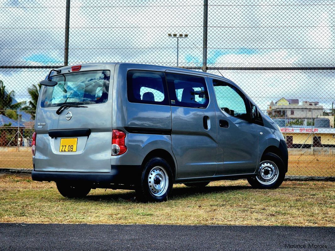 Used Nissan NV200 | 2009 NV200 for sale | Beau Bassin Nissan NV200 sales | Nissan NV200 Price Rs ...
