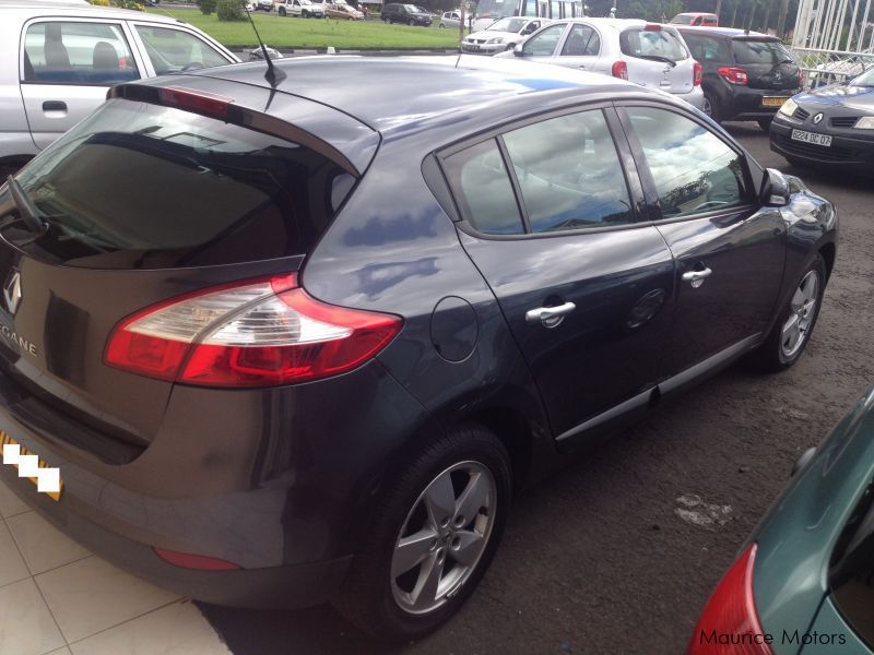 Used Renault MEGANE - CRYSTALIZED DARK BLUE | 2009 MEGANE - CRYSTALIZED ...