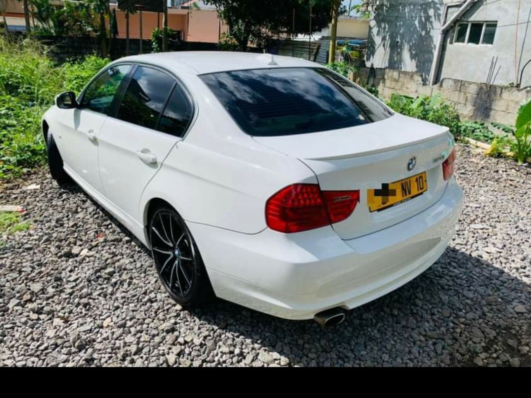 Used BMW 320 i | 2010 320 i for sale | Flacq BMW 320 i sales | BMW 320 ...