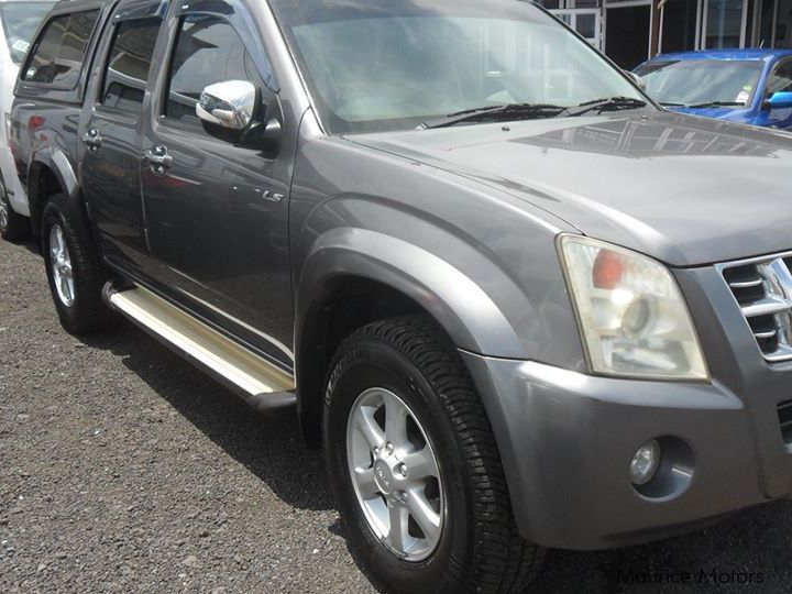 Used Isuzu DMAX 4X4 - DARK GREY | 2010 DMAX 4X4 - DARK GREY for sale ...