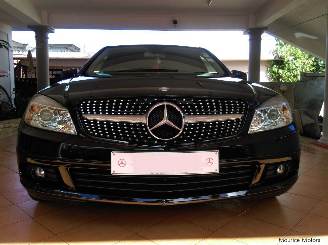 Used Mercedes-Benz C180 | 2010 C180 for sale | Moka Mercedes-Benz C180 ...