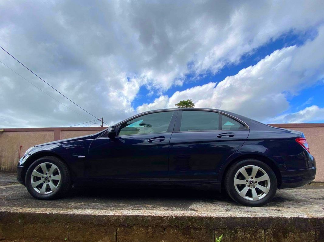 Used Mercedes-Benz C180 | 2010 C180 for sale | Lalmatie Mercedes-Benz ...