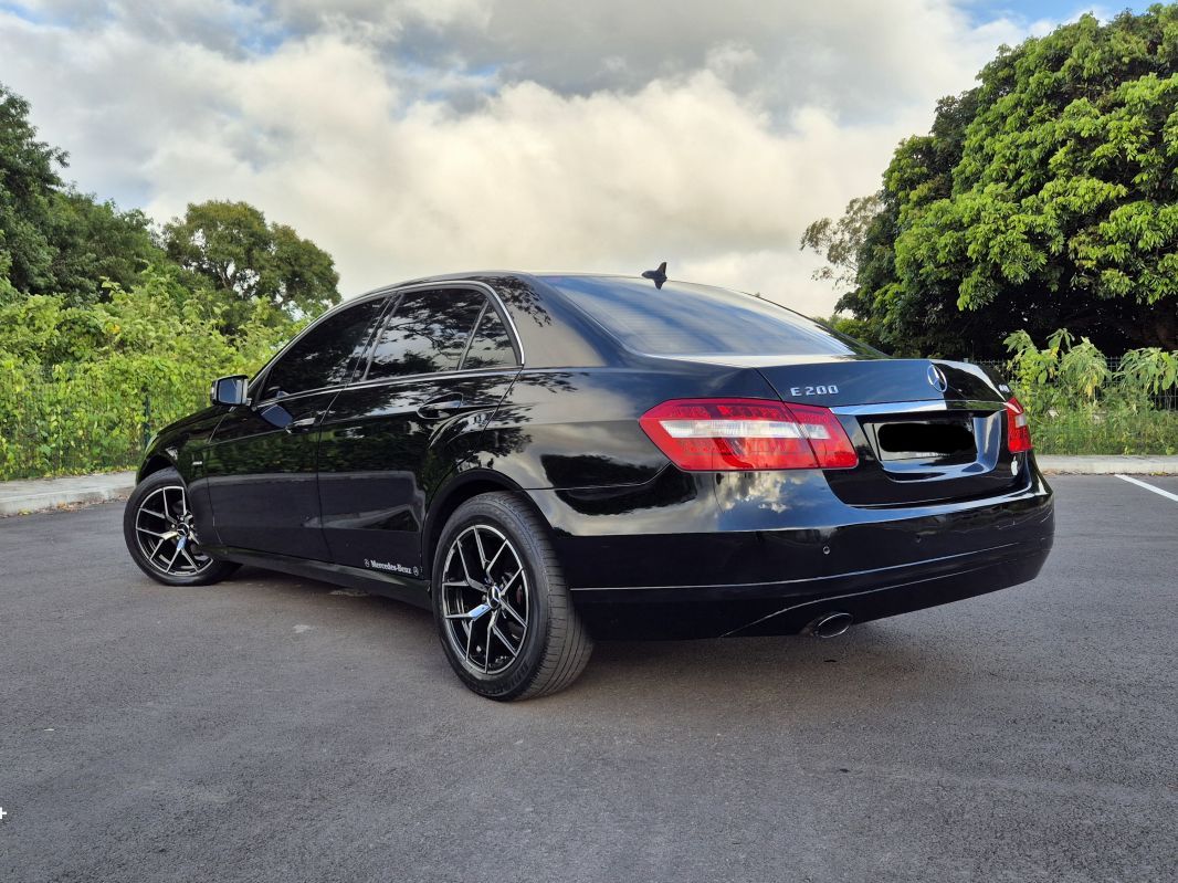 Used Mercedes-Benz E200 CGI | 2010 E200 CGI for sale | Vacoas Mercedes ...