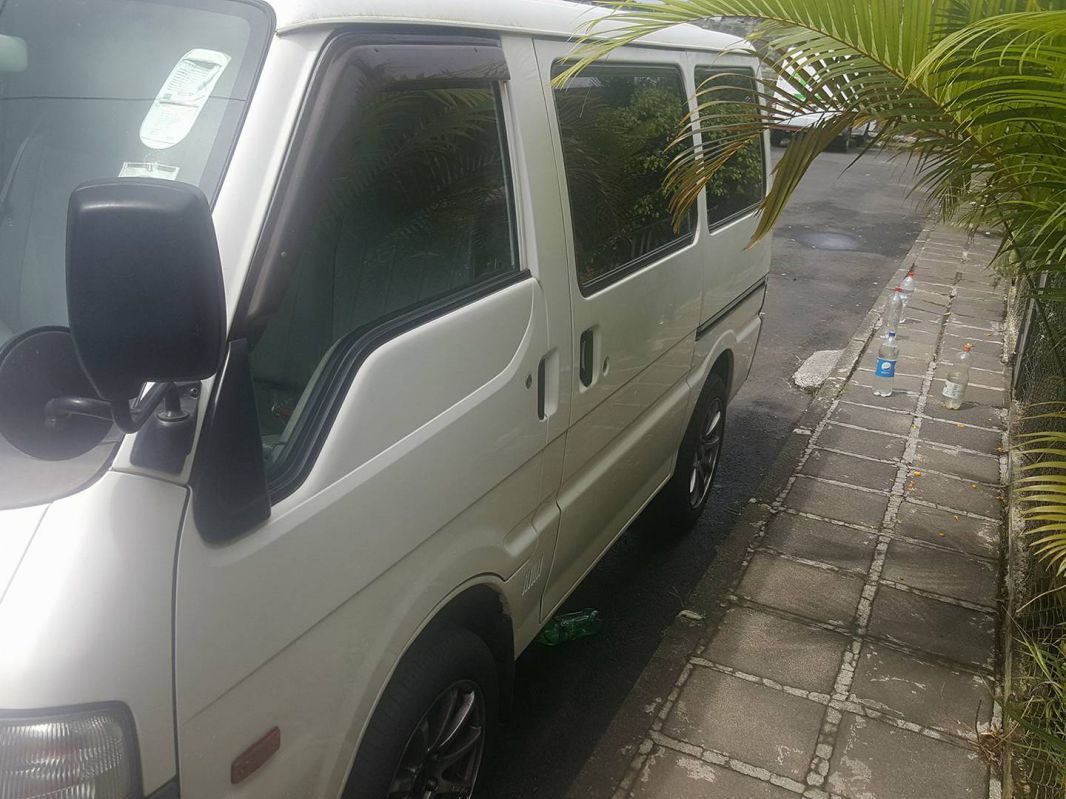 Used Nissan Mini Van | 2010 Mini Van for sale | Bel Air Nissan Mini Van ...
