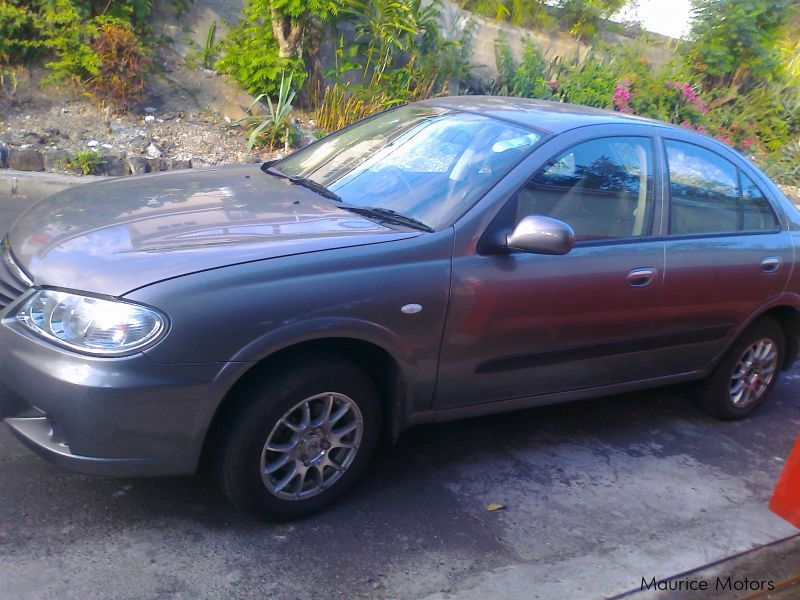 Used Nissan N18 | 2010 N18 for sale | Chateau D