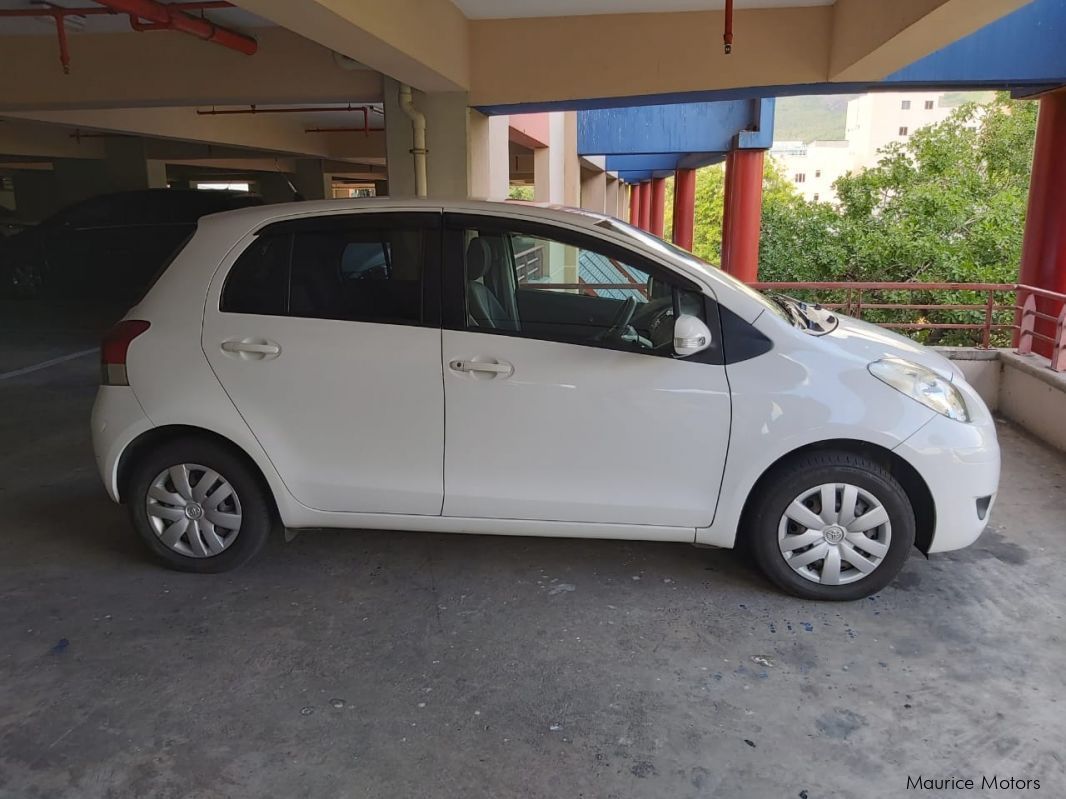 Used Toyota Vitz | 2010 Vitz for sale | Quatre Bornes Toyota Vitz sales ...