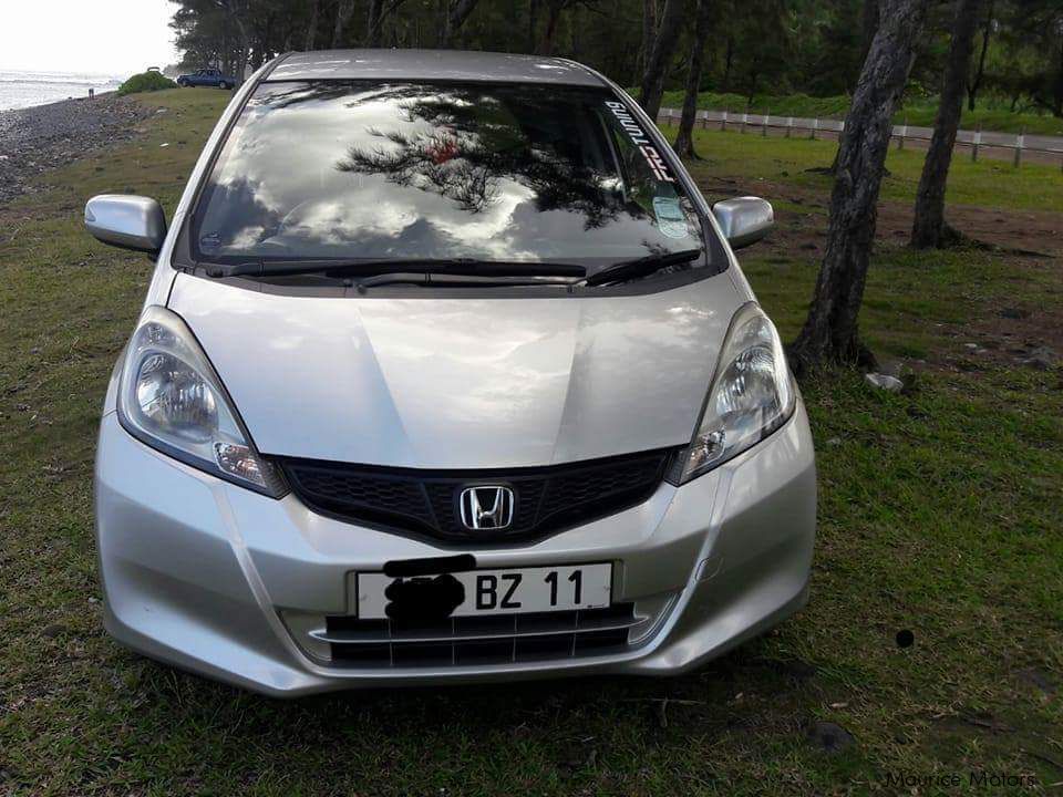 Used Honda FIT | 2011 FIT for sale | Saint Pierre Honda FIT sales | Honda FIT Price Rs 410,000 ...