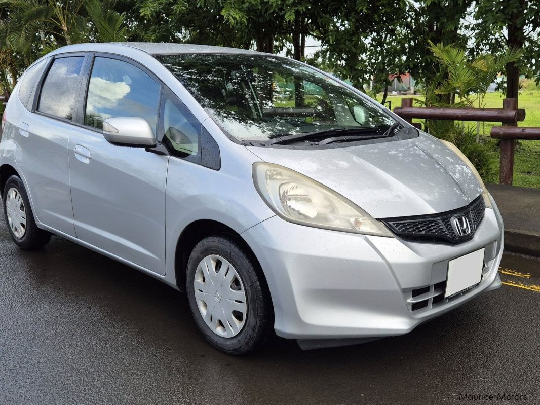 Used Honda Fit | 2011 Fit for sale | Rose Belle Honda Fit sales | Honda Fit Price Rs 360,000 ...